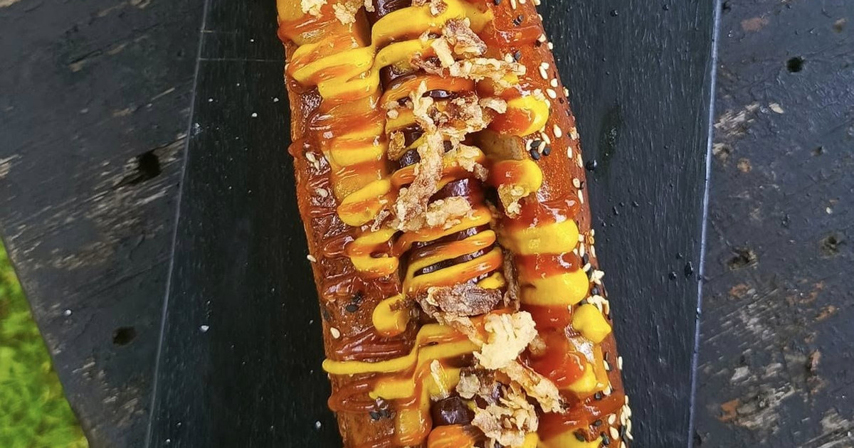 Antosh Bistro - Dog Eat Cheese